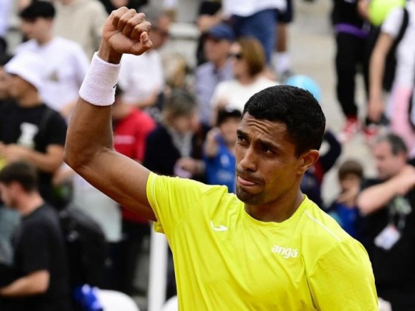 Tenista Thiago Monteiro tem vaga confirmada na Olimpíada de Paris